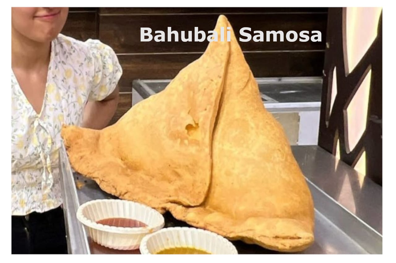 Eating This Samosa Could Make You Win Rs 50,000. Food Blogger's Video ...