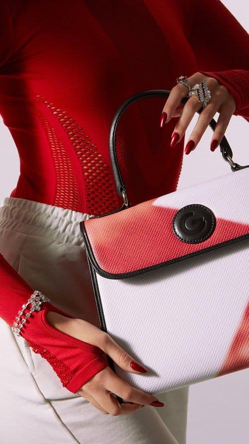 Netflix Transforms 'I Am Georgina' Billboard Into Fashionable Handbags ...